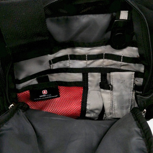 SwissGear | Bags | Swissgear Wenger Scansmart Airflow 7 Inch Laptop ...